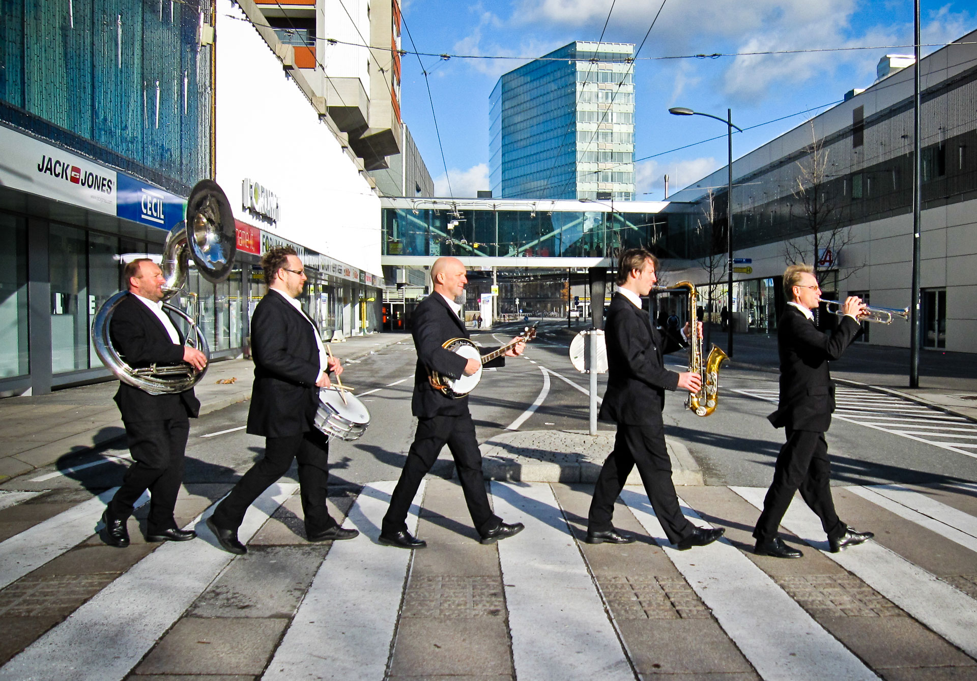 Walking Bands für Events & Empfänge | Streb Künstleragentur